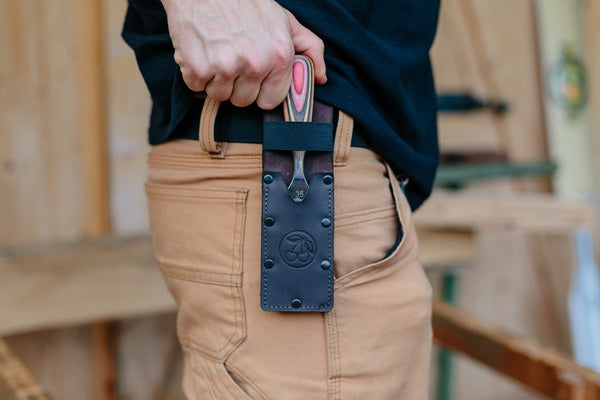 Special edition skateboard short chisel in leather belt holster, 35 mm ...